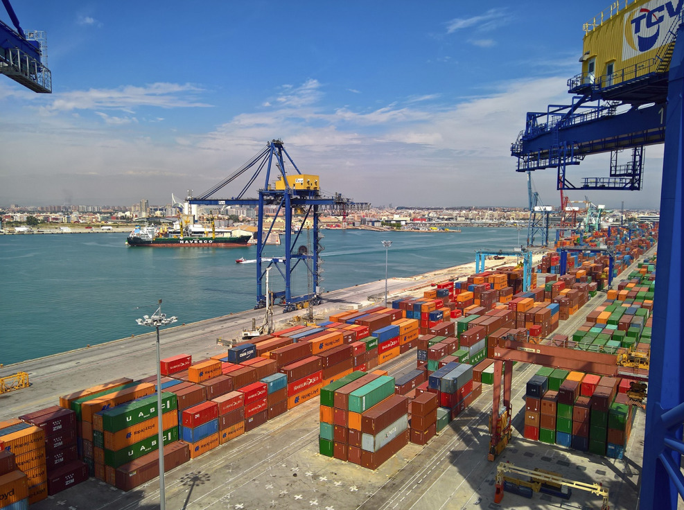 La conexión marca la competencia entre las terminales portuarias de ...