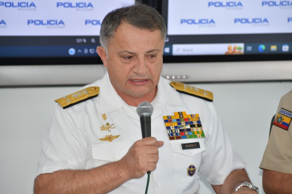 Pablo Caicedo: nuevo comandante de la Fuerza Naval | Cámara Marítima ...